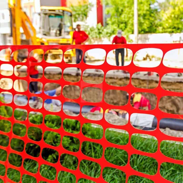 The 2025 Ultimate Guide to Orange Safety Fences: Uses, Specs