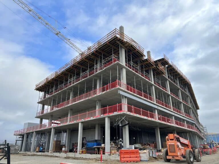 Edge Protection: The Key to Safety in Elevated Work Environments
