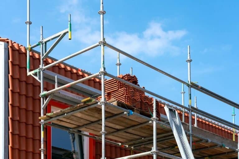 All You Need to Know About Scaffold Planks - The Ultimate Guide